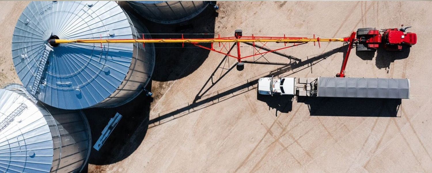 Home | Harry's Implement Inc.